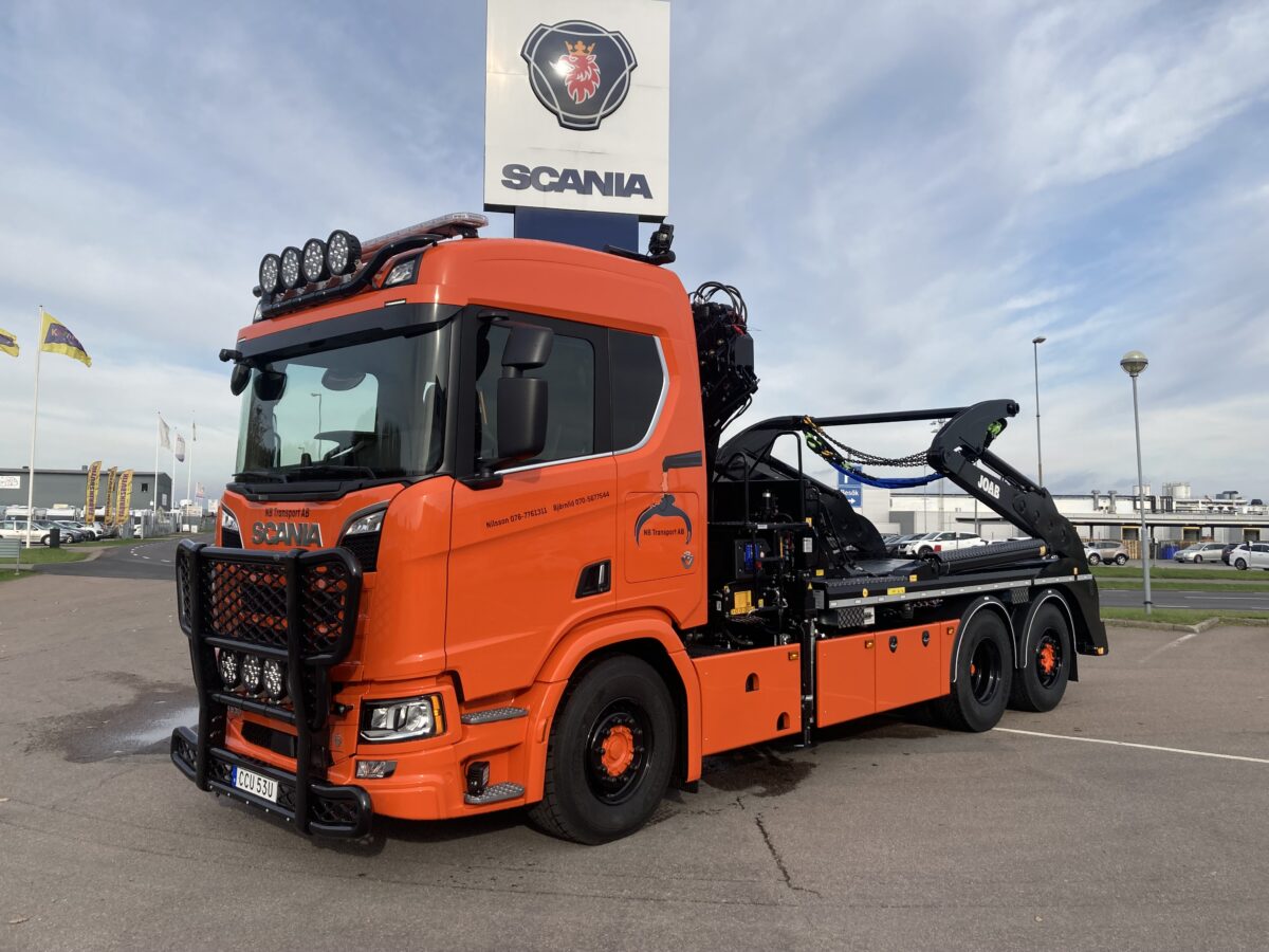 Scania R530 B6x2*4NB – Engströms Lastbilar